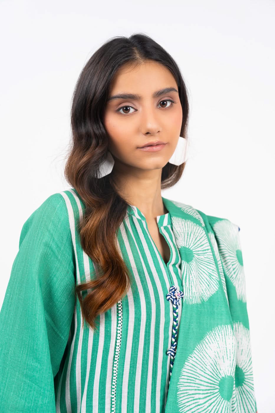 Al Karam Stitched 2 Piece FW-53-24B NJ (121) – Salai