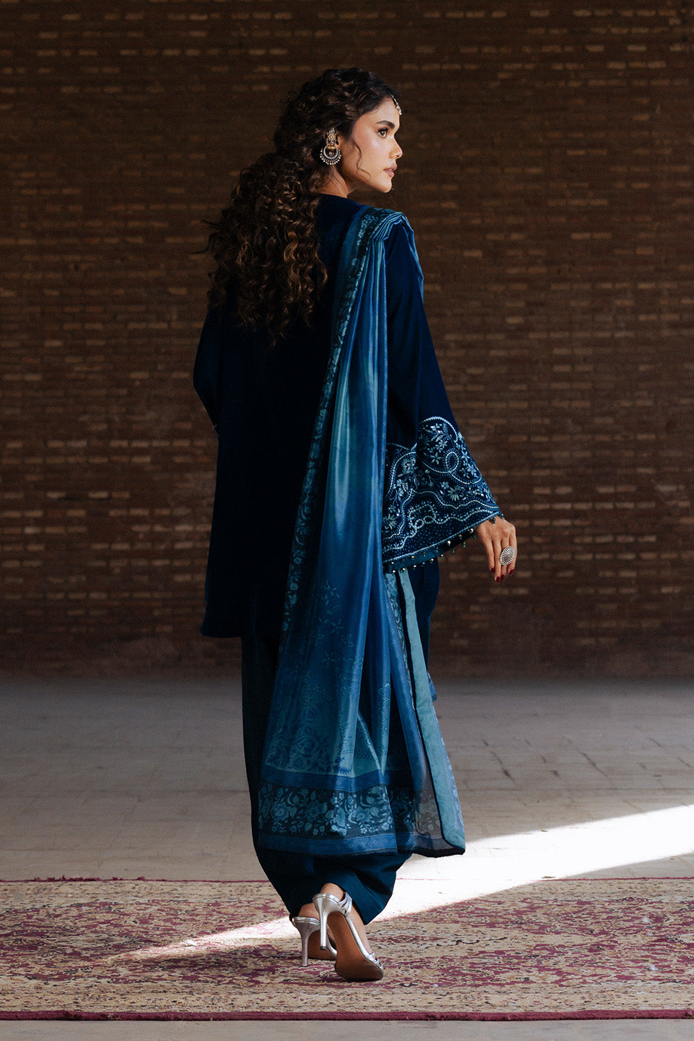 CAPUCINE - MWS5888 – Salai