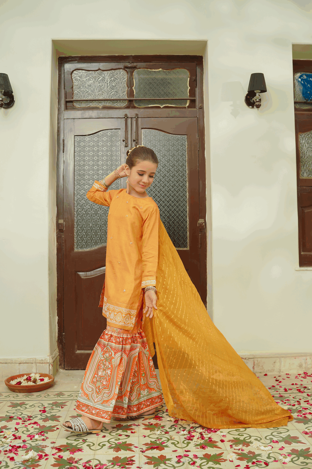 Girls Stitched Festive 3 Piece PG04 – Salai